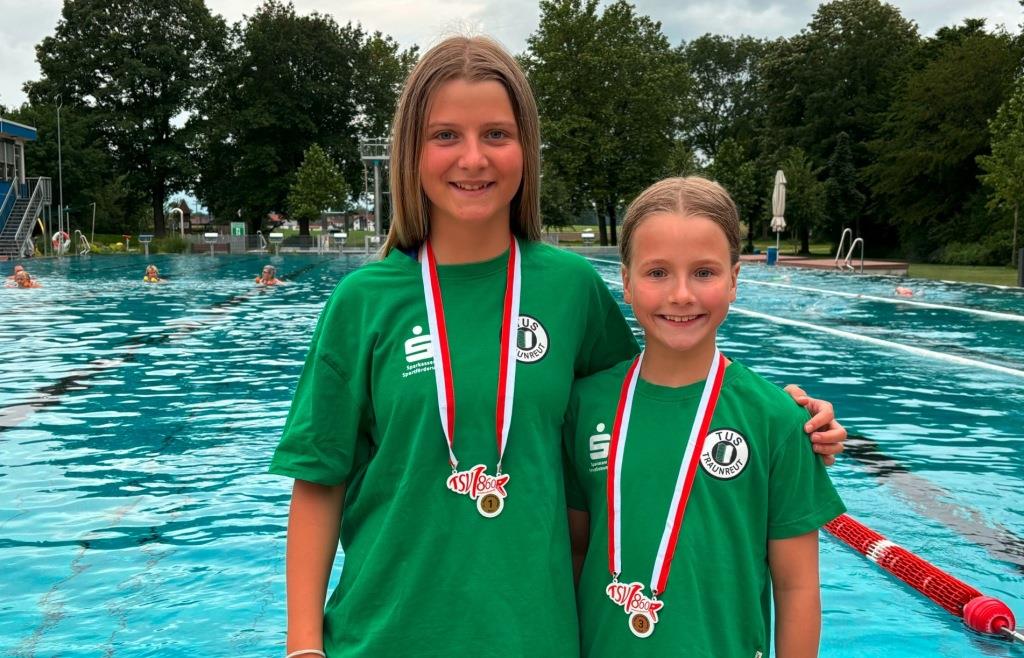 Medaillen und Bestzeiten: Traunreuter überzeugen bei Langstreckenschwimmen