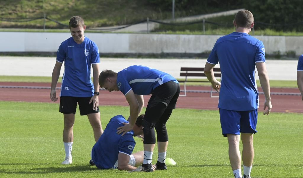 Aufgalopp beim FC Dingolfing