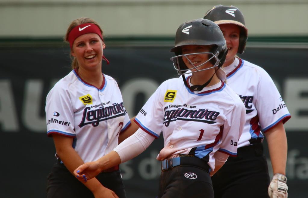 Die Softball-Damen der Legionäre träumen vom Finale