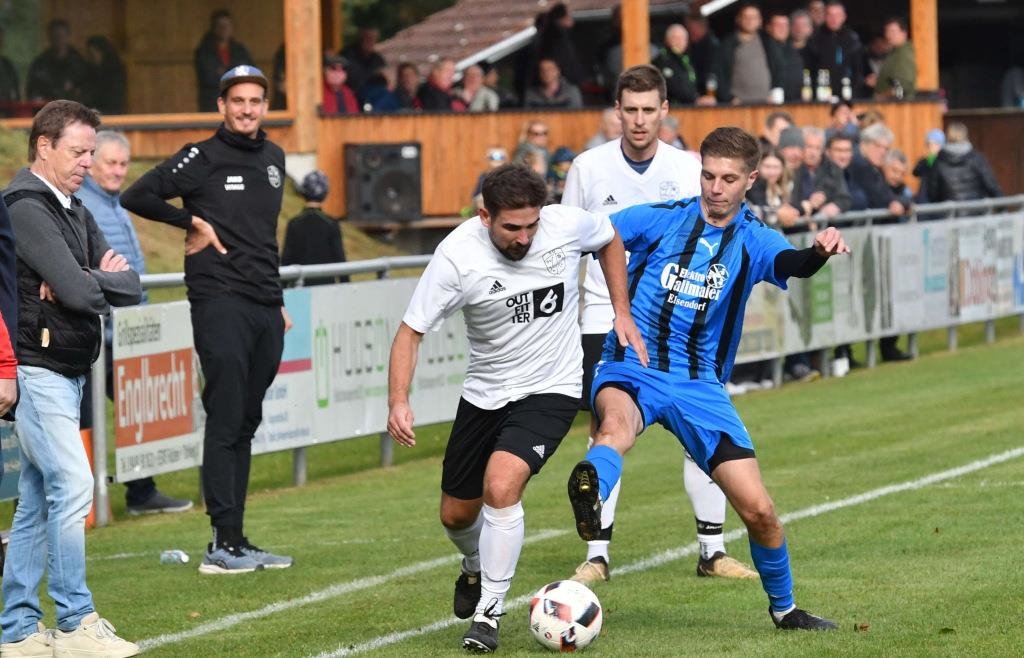 Spitzenreiter Sandelzhausen kommt nicht über ein torloses Remis hinaus ...