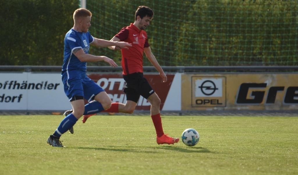 Leo Aigner knipst Pilsting zum Sieg